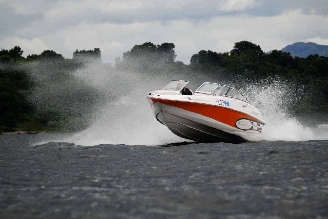 Campion Chase 550 Powerboat (2003) | MB Jarvie Car Service Glasgow